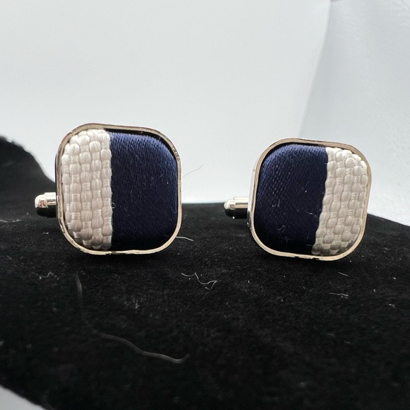 Accessories | Vintage Silver Tone Two Textured Fabric Cufflinks In Blue ...